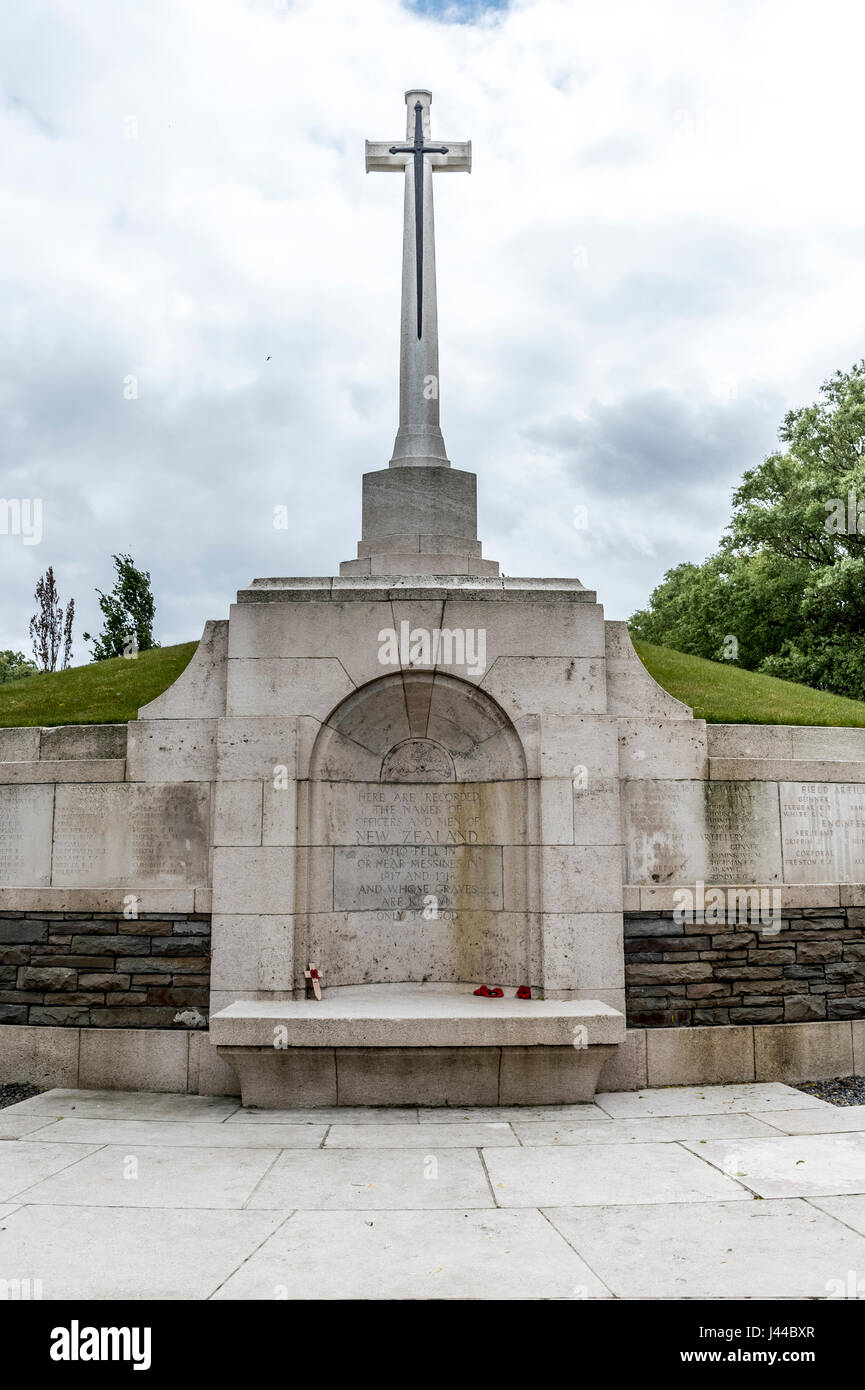 The New Zealand memorial at6 the WWI military cemetery of Messines in ...