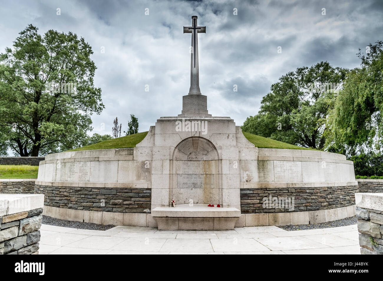 The New Zealand memorial at6 the WWI military cemetery of Messines in ...
