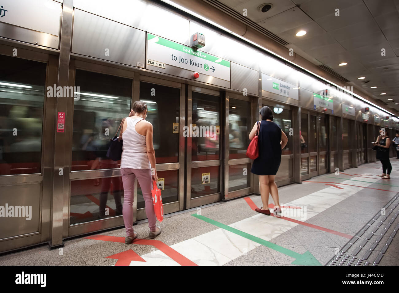LAVENDER, SINGAPORE - JANUARY 19, 2017: Passengers waiting in Lavender ...