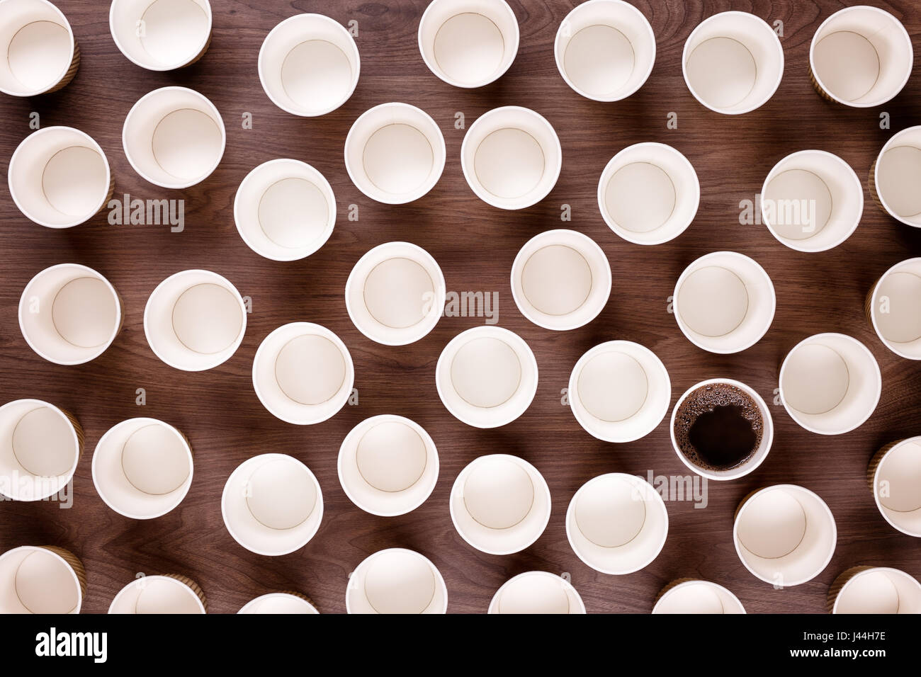 Lots of empty cups hi-res stock photography and images - Alamy