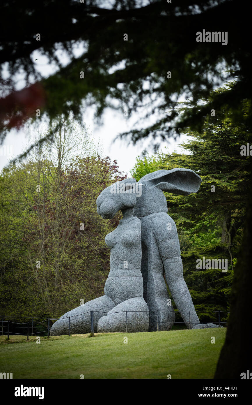 'Lady Hare Sitting' sculpture by contemporary artist Sophie Ryder at ...