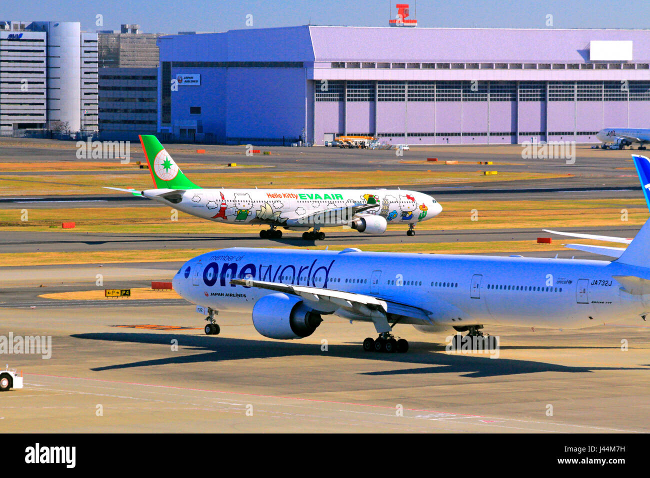 EVA Air Hello Kitty Jet Airbus A 330 at Haneda Airport Tokyo Japan ...