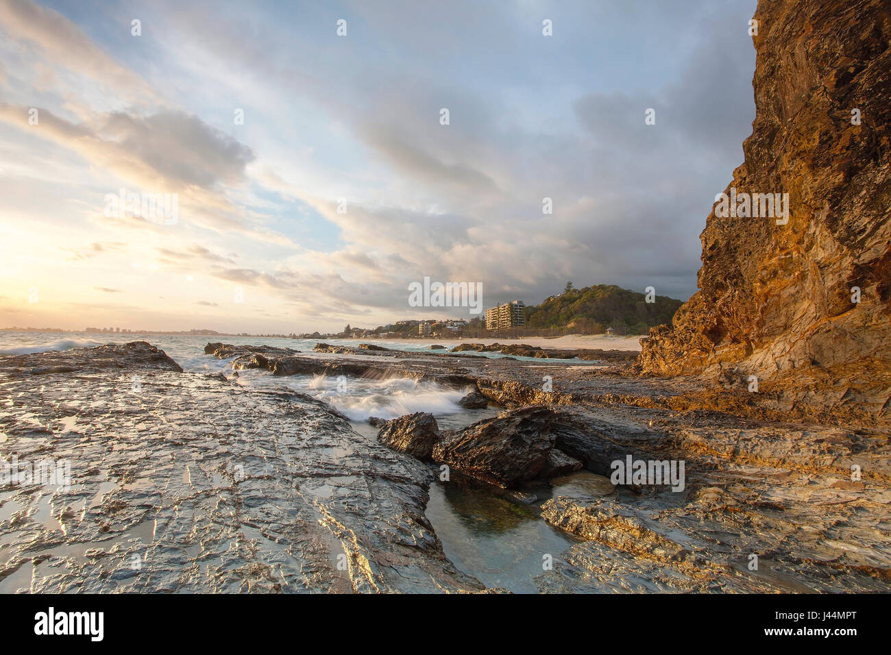 Elephant rock currumbin beach hi-res stock photography and images - Alamy
