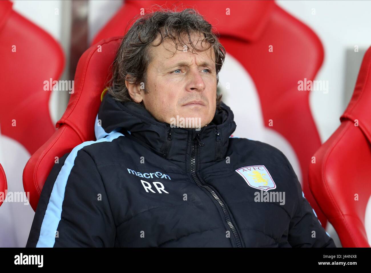 Manager assistant manager horizontal football hi-res stock photography ...