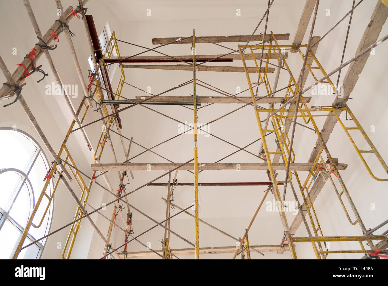 Scaffolding rods hi-res stock photography and images - Alamy