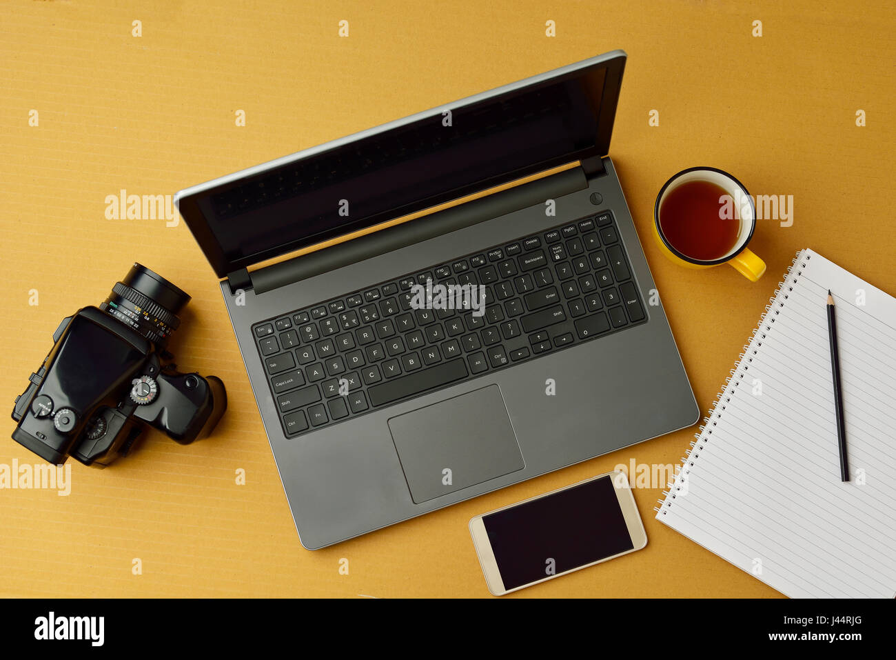 Smart camera hi-res stock photography and images - Alamy