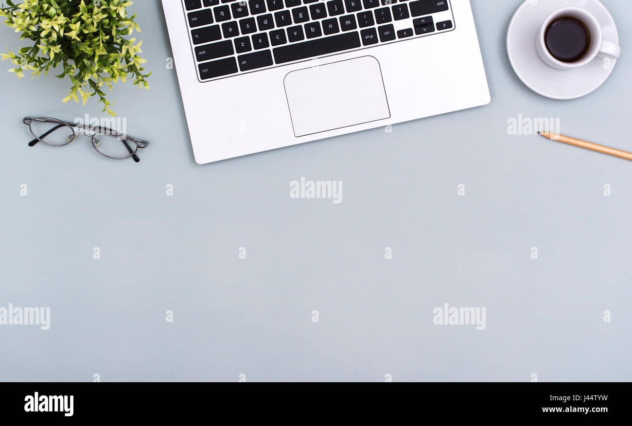 top view home office desk Stock Photo - Alamy