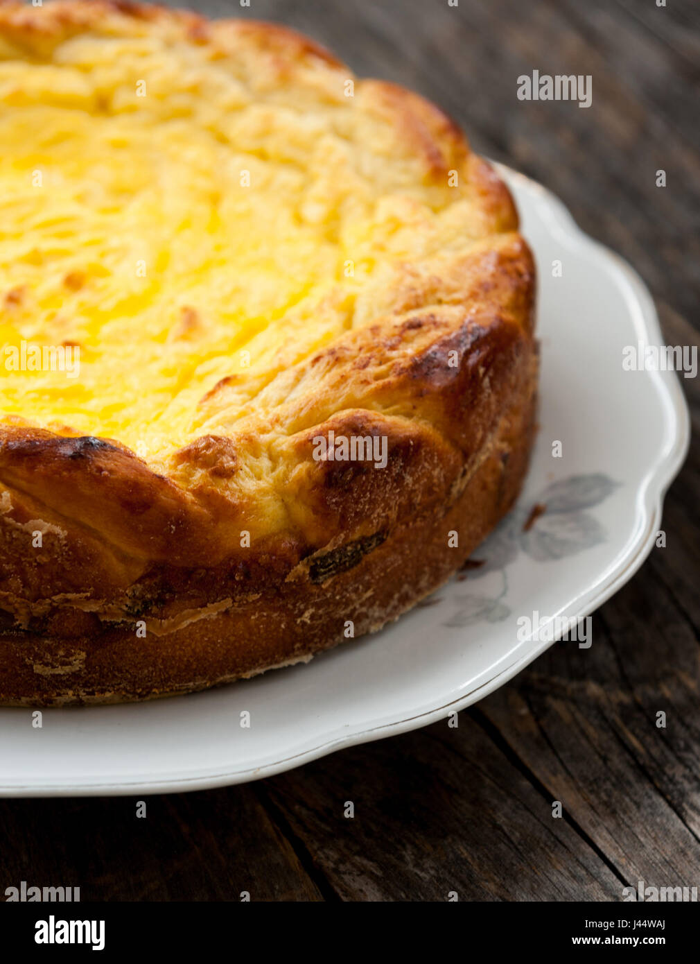 Pasca- Traditional cheese cake for Easter Stock Photo - Alamy