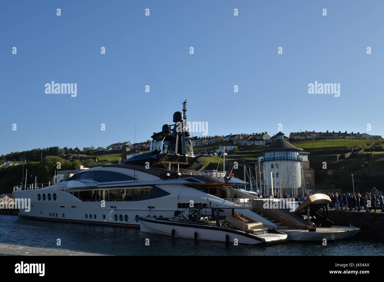 The beautiful Russian superyacht Lady M owned by Russian billionaire ...