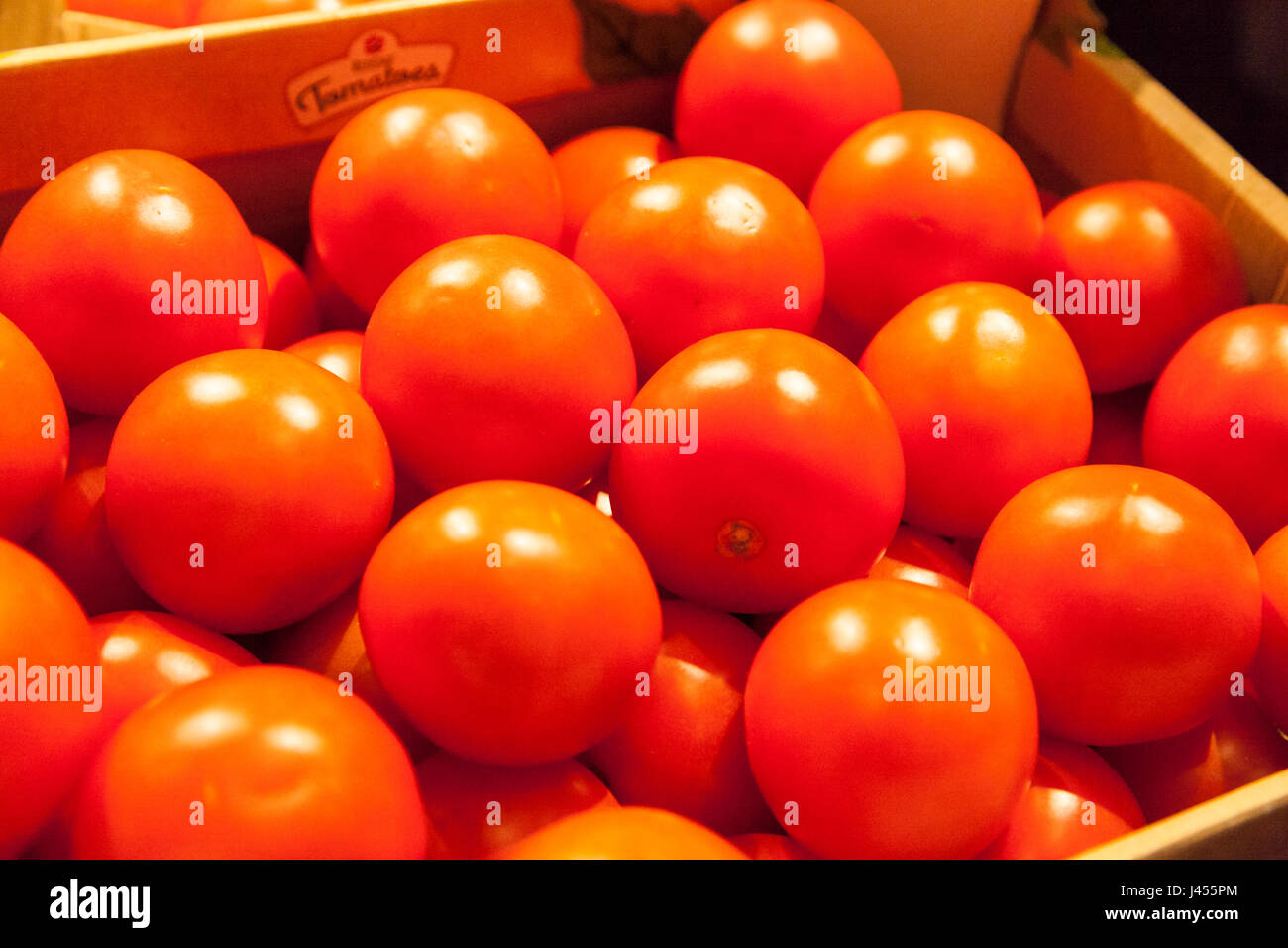 Box of tomatoes Stock Photo - Alamy