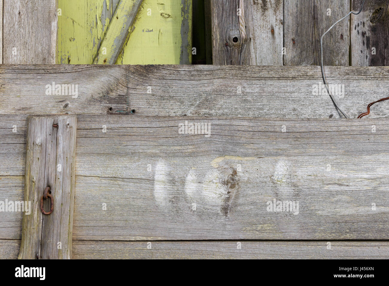 Weathered grey boards hi-res stock photography and images - Alamy