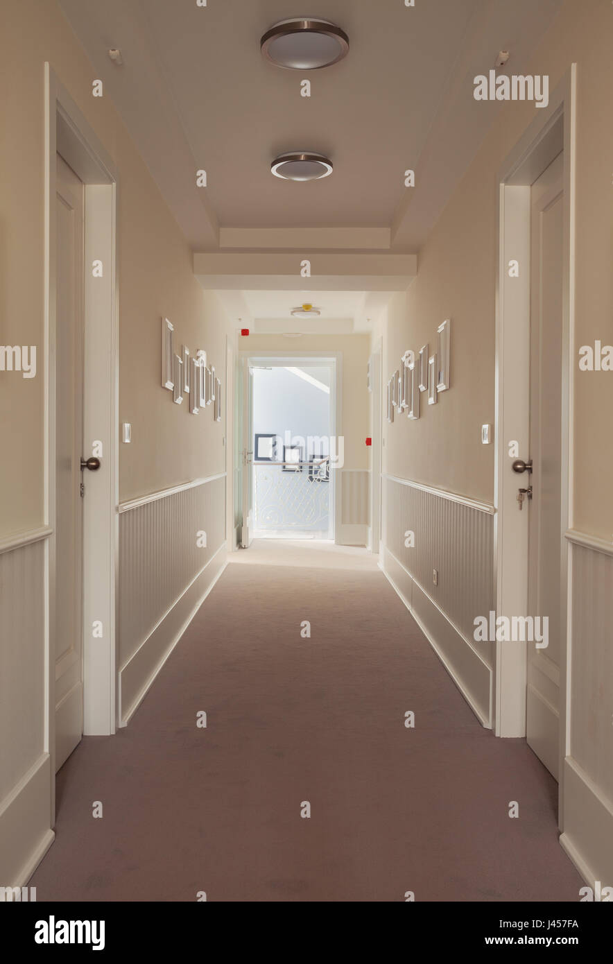 Hall of doors hi-res stock photography and images - Alamy