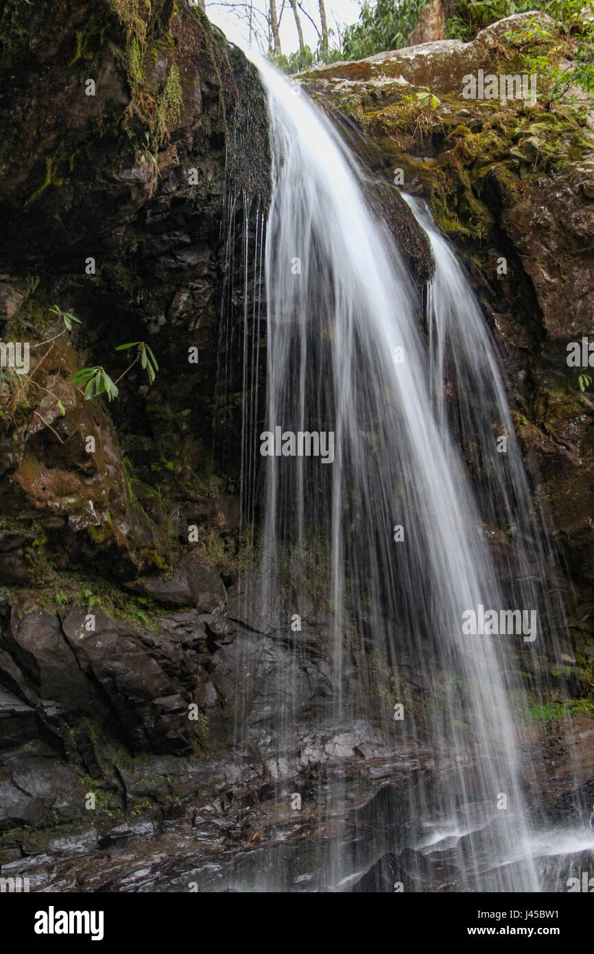 Plunge waterfall hi-res stock photography and images - Alamy