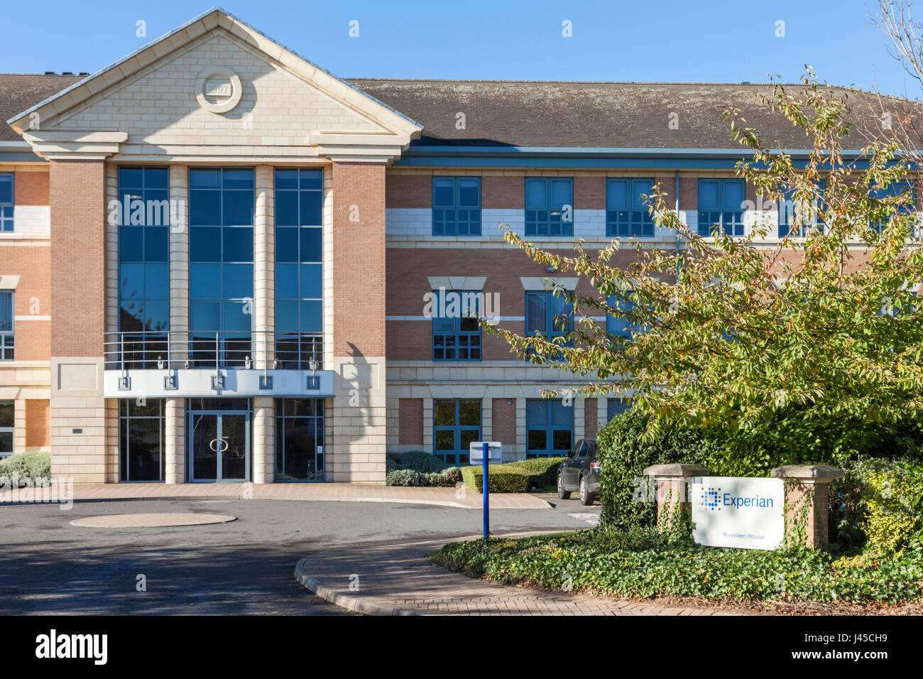 Experian offices at Riverleen House, Riverside Way, Nottingham, England ...