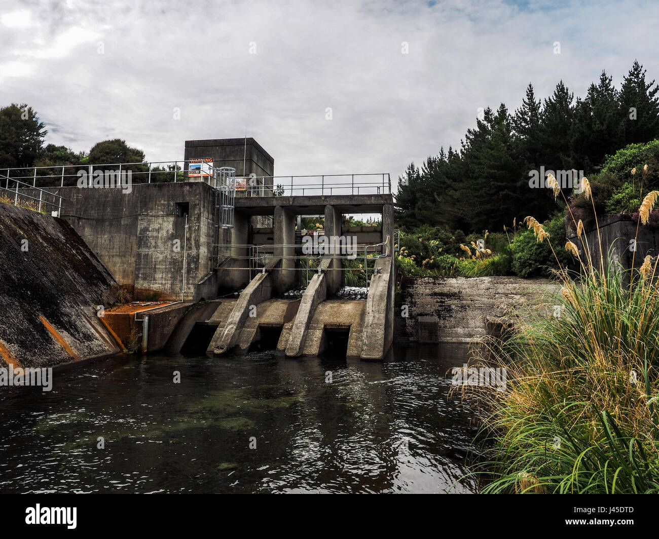 Whanganui River Intake, Tongariro Power Scheme Water from the Whanganui ...