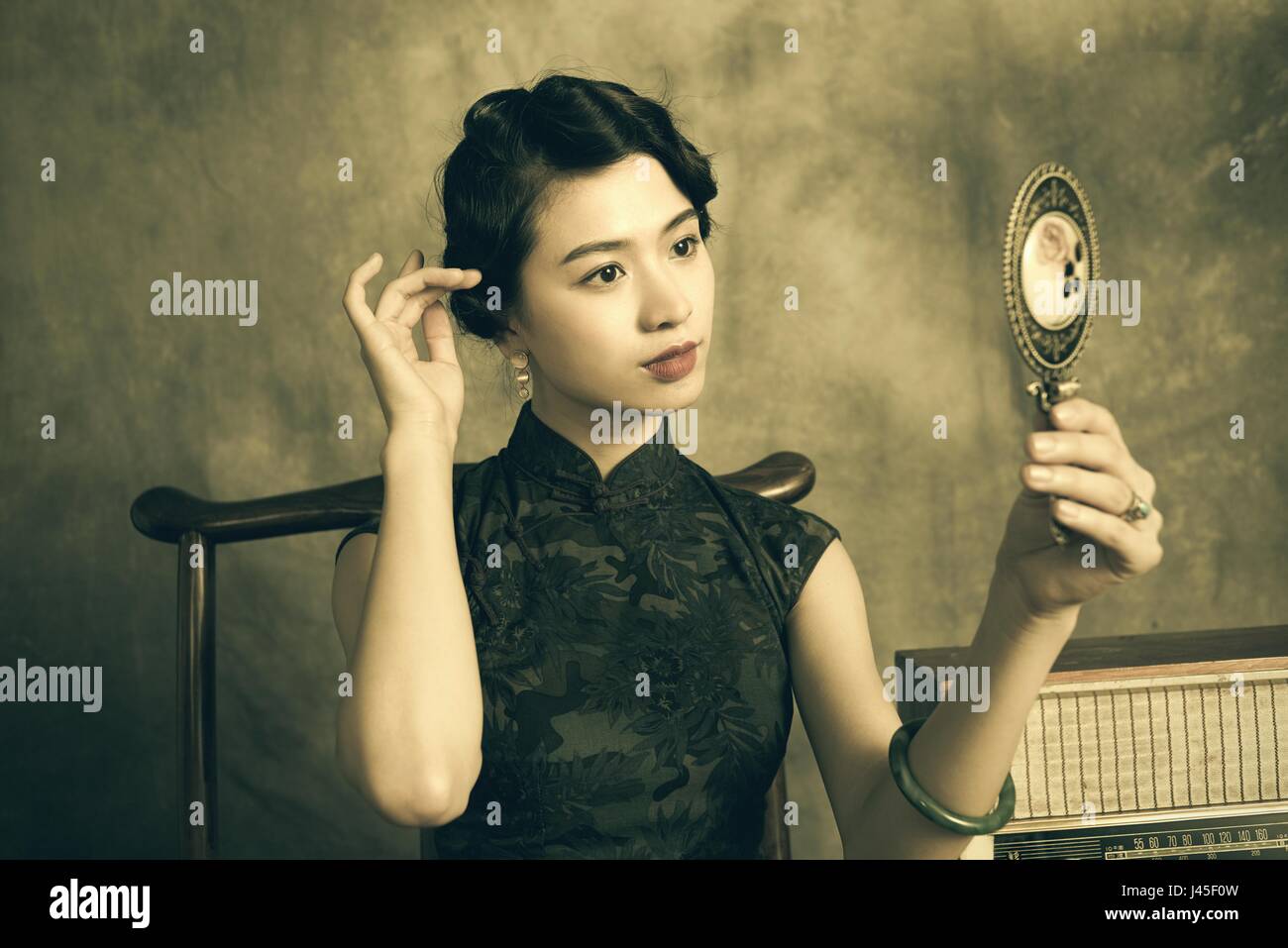 Retro ladies figure Stock Photo - Alamy