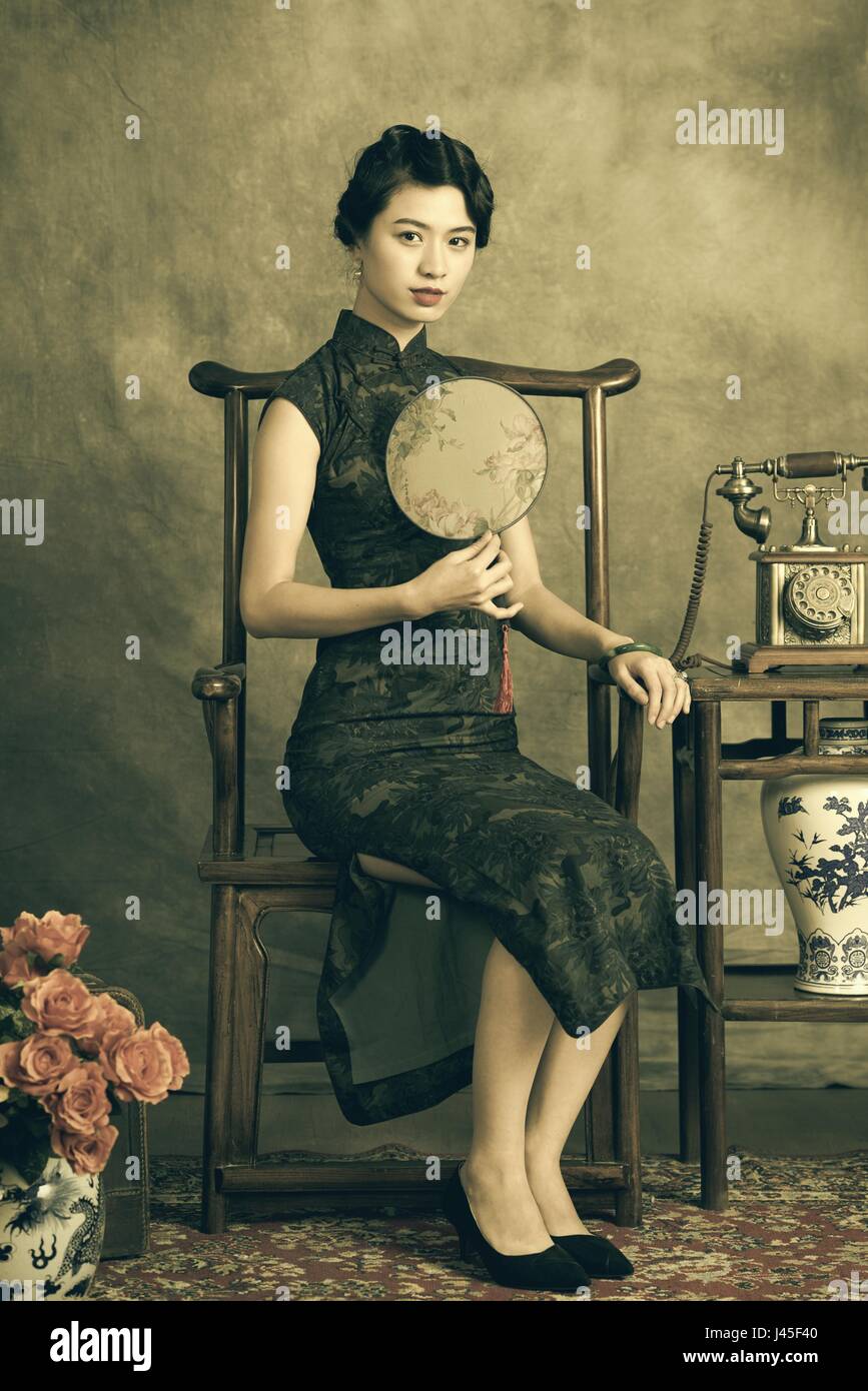 Retro ladies figure Stock Photo - Alamy