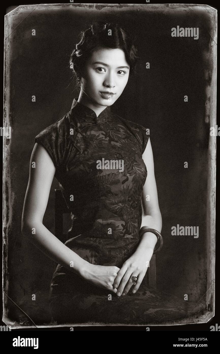 Retro ladies figure Stock Photo - Alamy