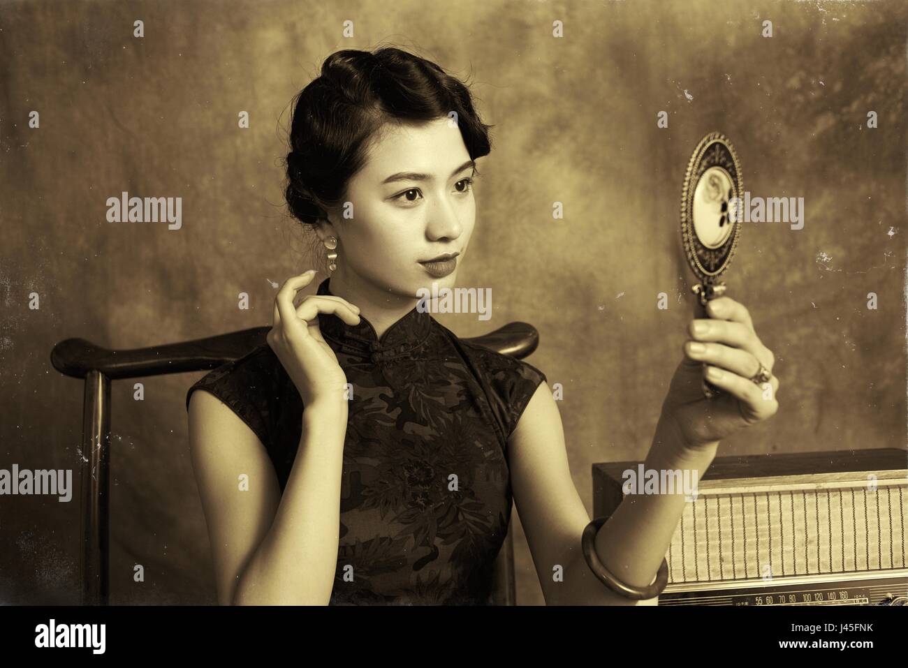 Retro ladies figure Stock Photo - Alamy