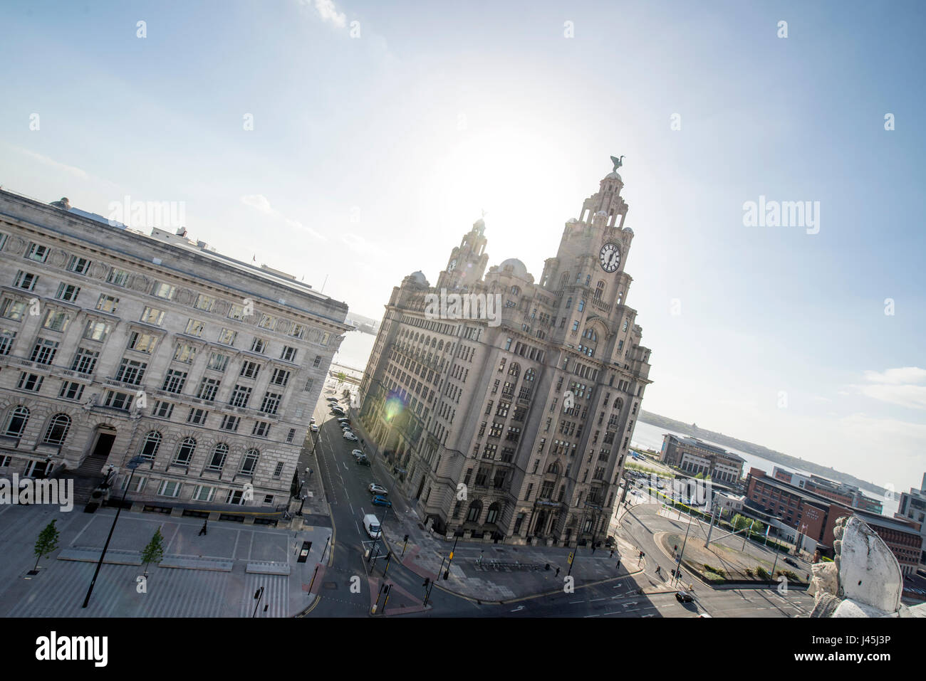 Liverpool in the sun hi-res stock photography and images - Alamy