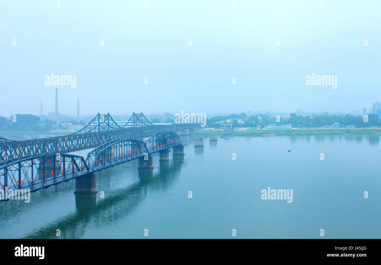 Yalu river hi-res stock photography and images - Alamy