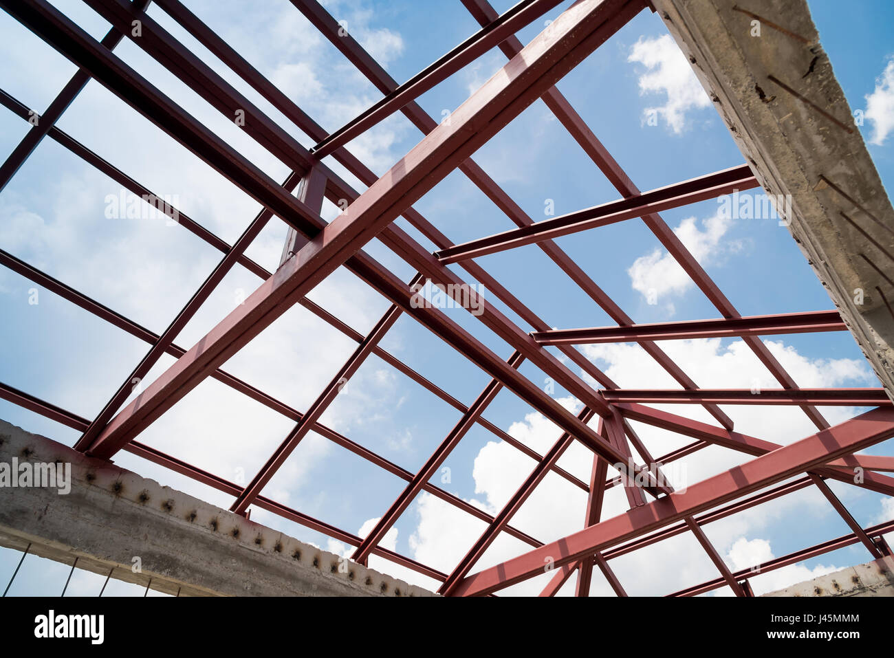 Structural steel beam on roof hi-res stock photography and images - Alamy