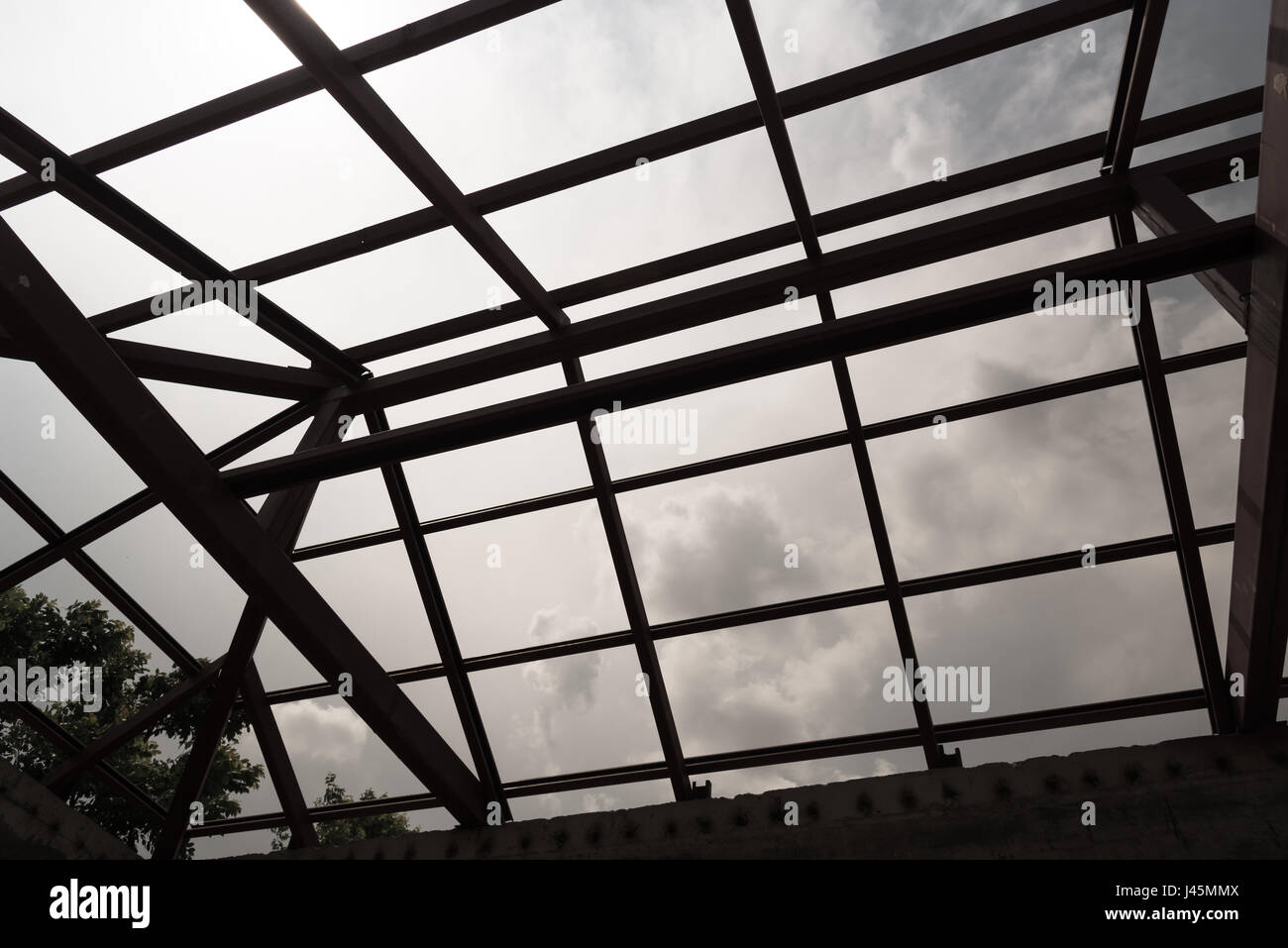 Structural steel beam on roof hi-res stock photography and images - Alamy