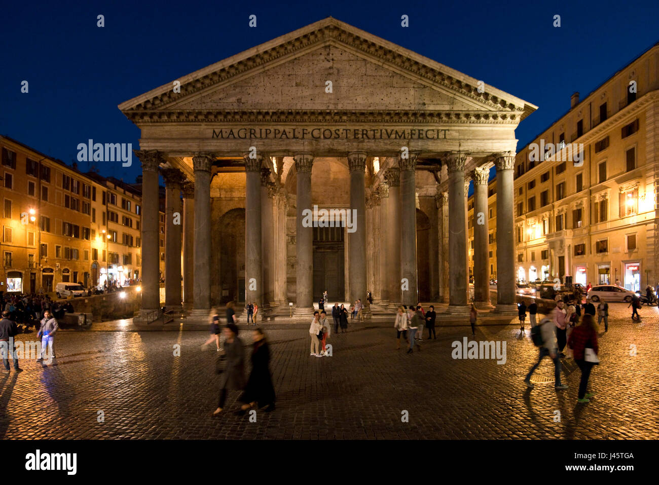 Pantheon rome exterior hi-res stock photography and images - Alamy