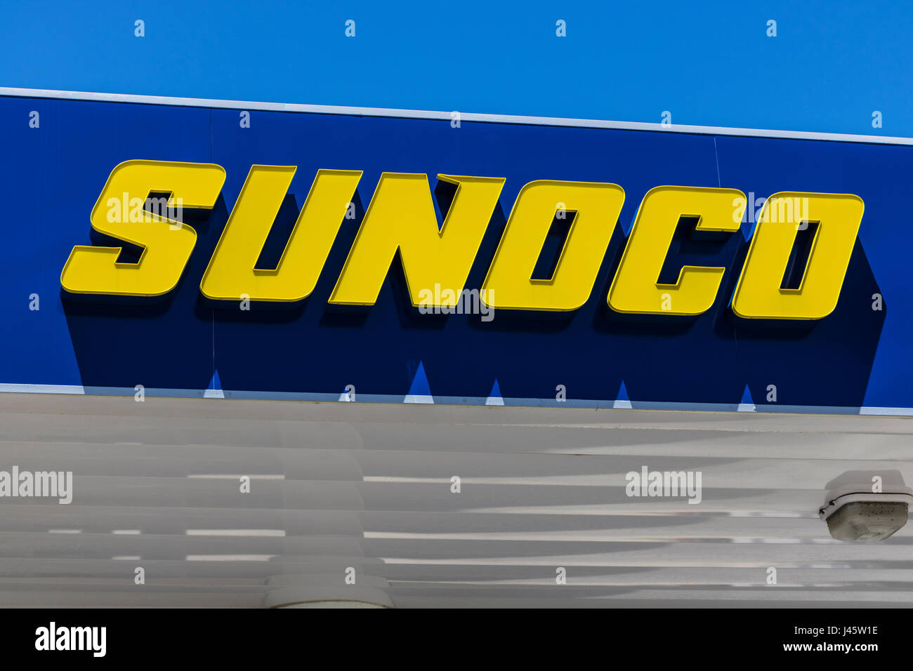 Sunoco fuels hi-res stock photography and images - Alamy