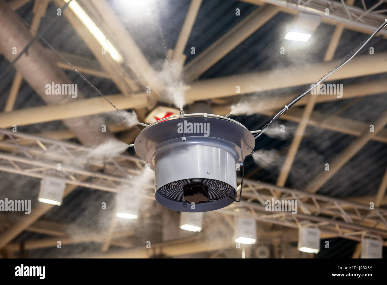 Humidification hi-res stock photography and images - Alamy