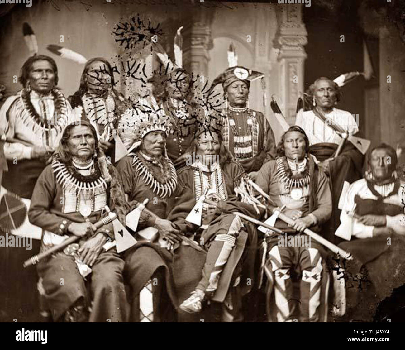 List 95+ Pictures Photos Of Native American Chiefs Stunning