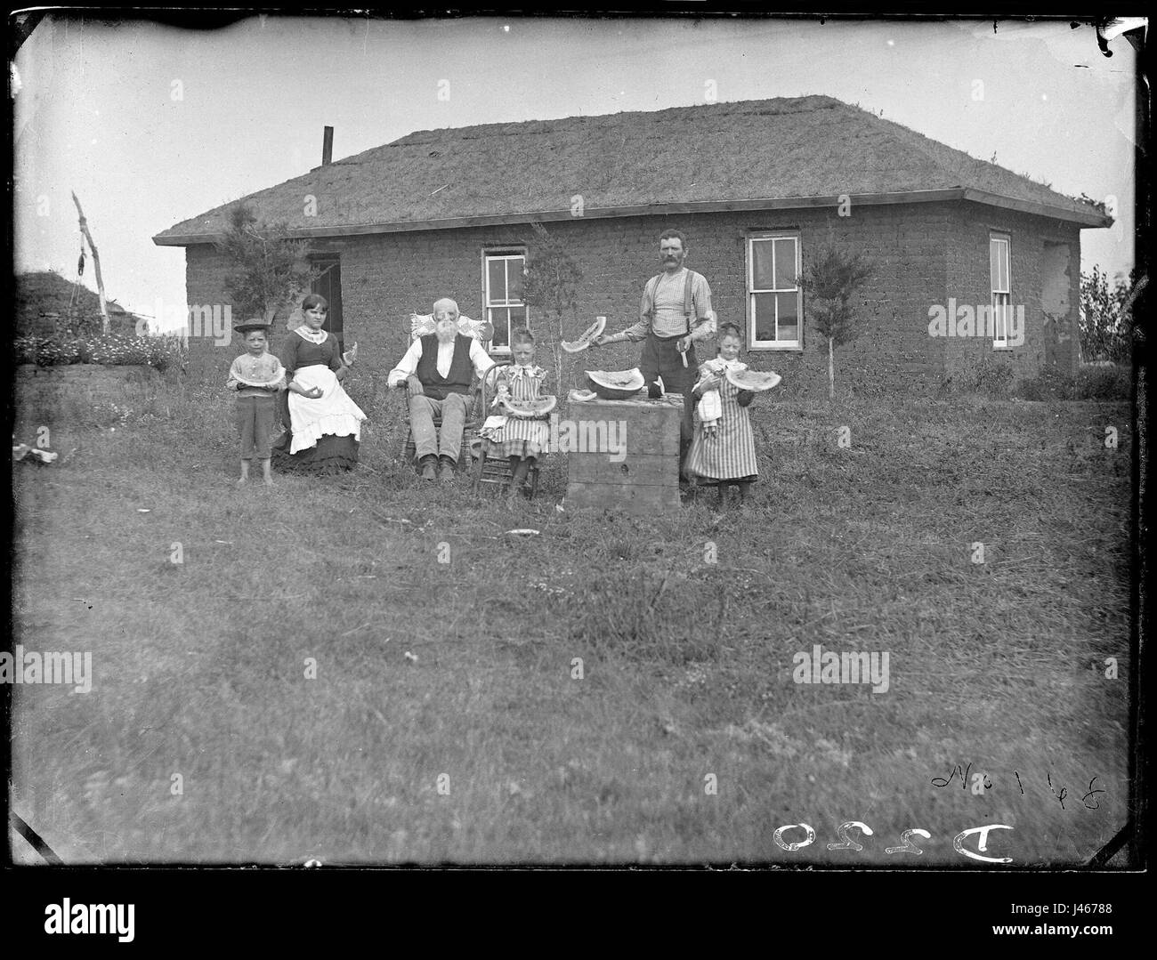 Earth homes Black and White Stock Photos & Images - Alamy