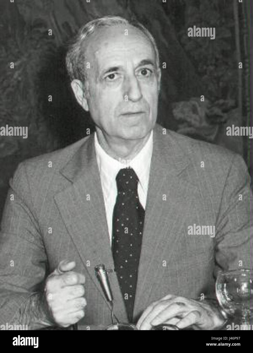 Mora painting hi-res stock photography and images - Alamy