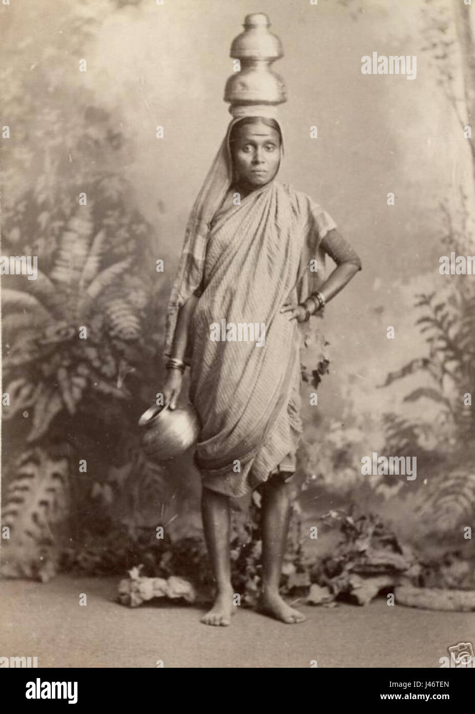 Woman historical 1800 hi-res stock photography and images - Alamy
