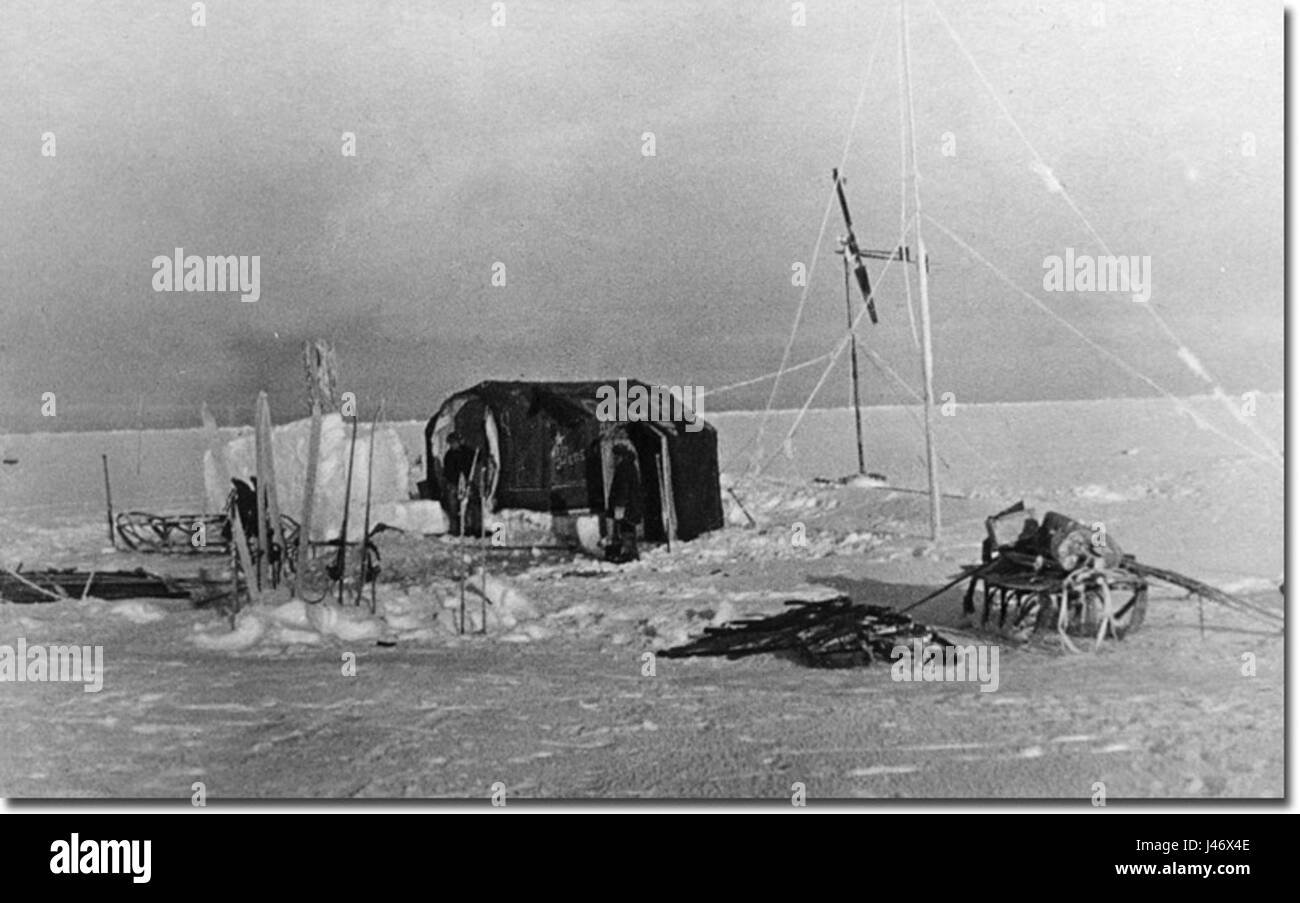 North pole map Black and White Stock Photos & Images - Alamy