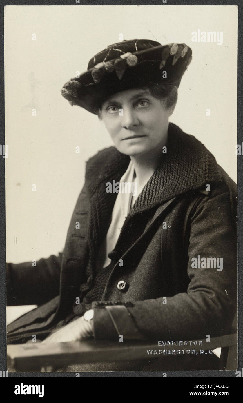 Mrs e thompson hi-res stock photography and images - Alamy