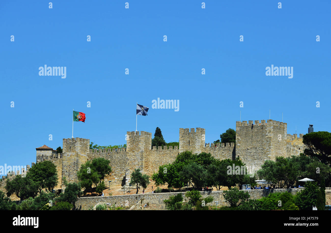 Sao jorge castle hi-res stock photography and images - Alamy
