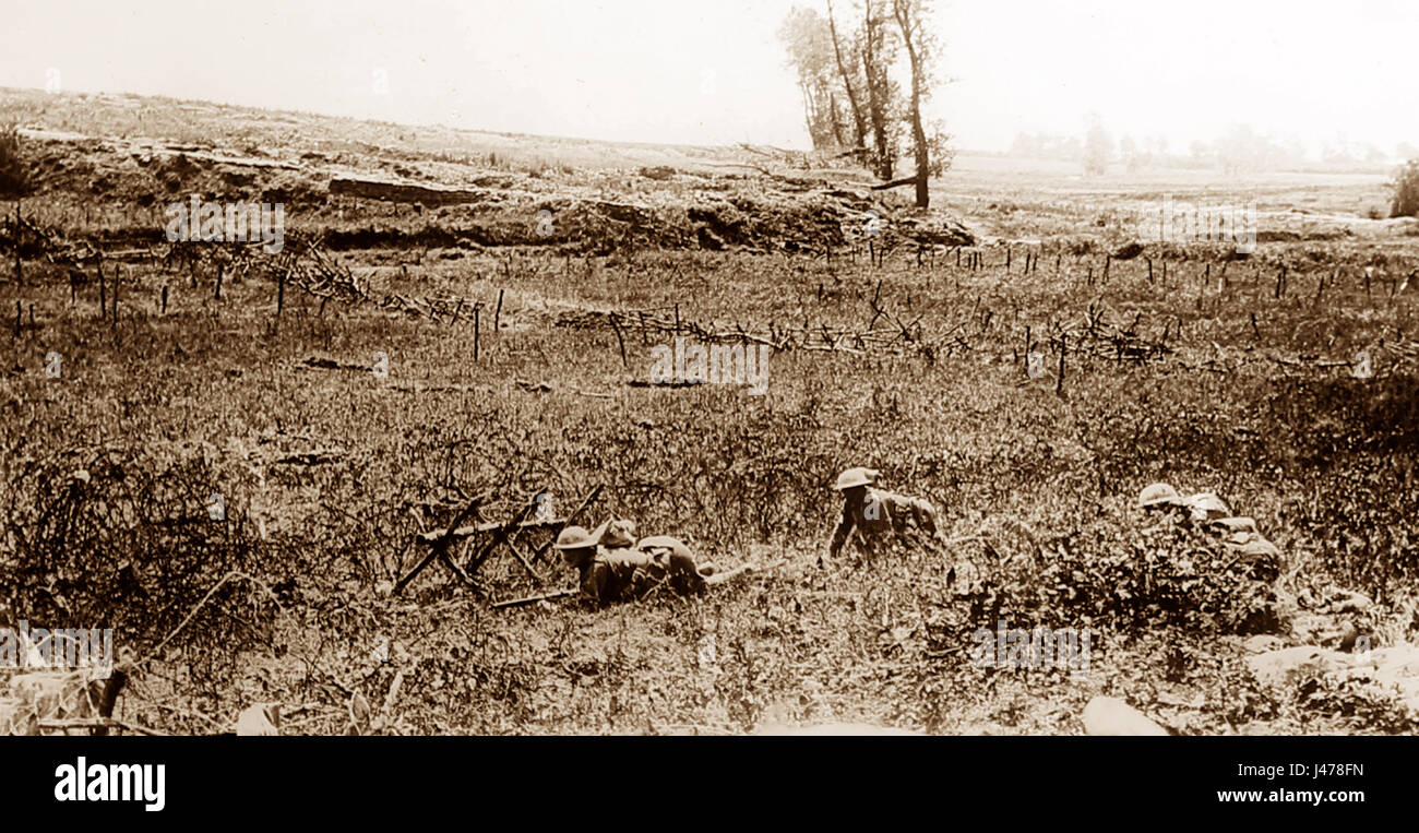 WW1 - Battle of Albert - Patrol crawling towards German trenches during ...