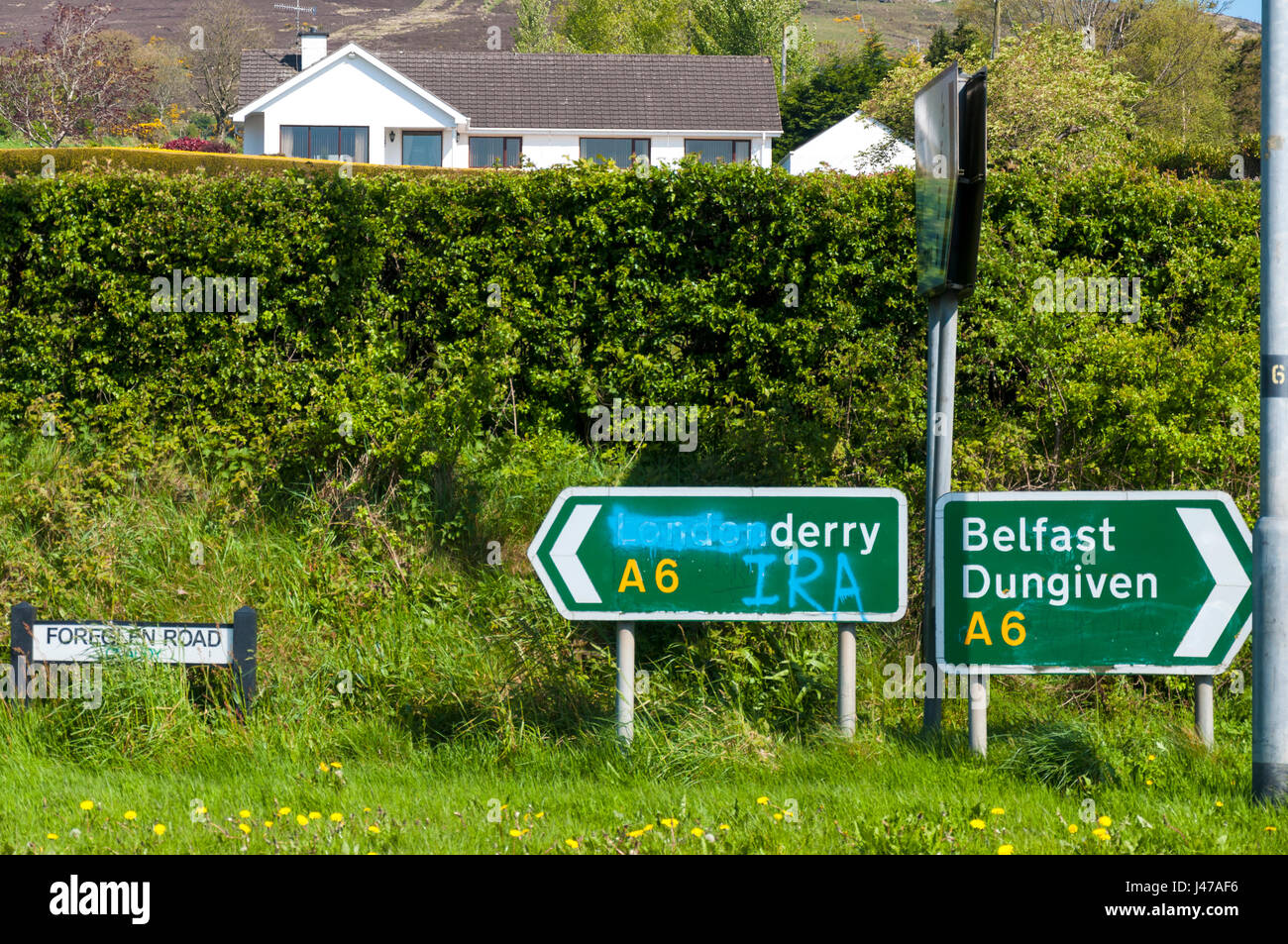 Main street in derry hi-res stock photography and images - Alamy