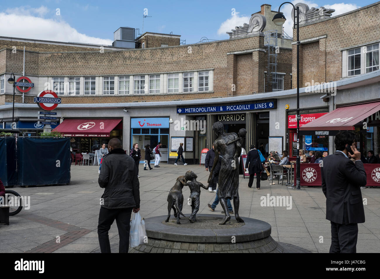 Uxbridge station hi-res stock photography and images - Alamy