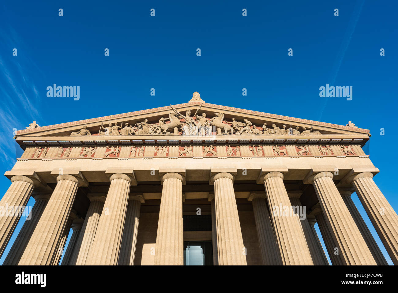 Replica of the Parthenon in Nashville's Centennial Park Stock Photo - Alamy