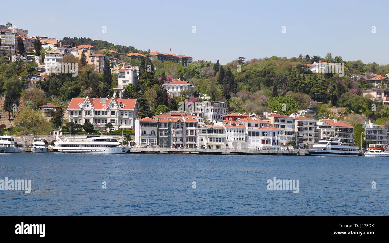 Buildings in Bosphorus Strait, Istanbul City, Turkey Stock Photo - Alamy