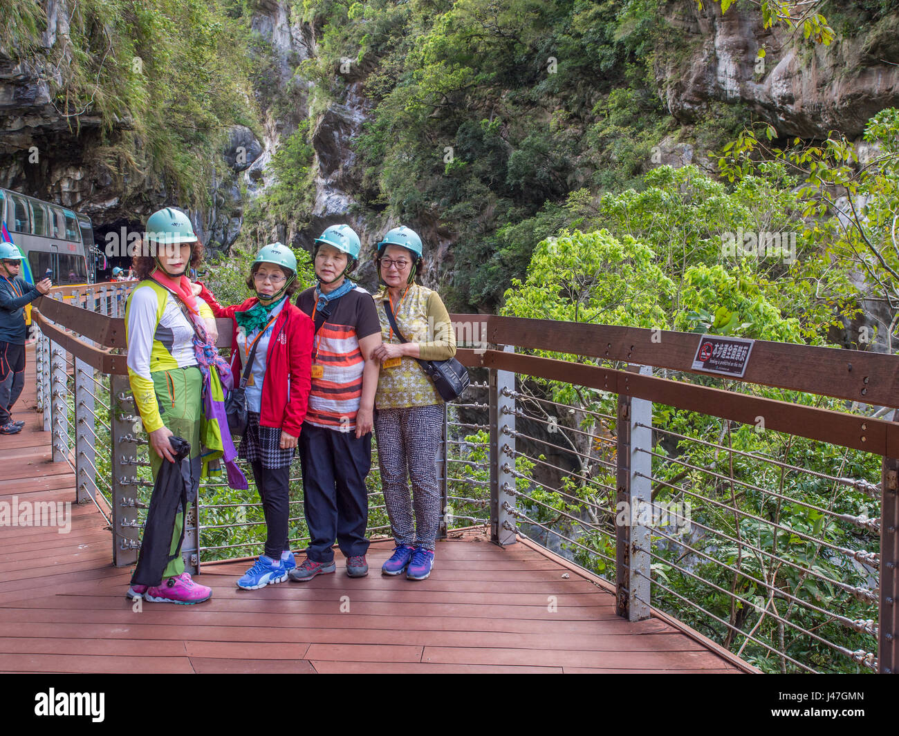 Taroko people hi-res stock photography and images - Alamy