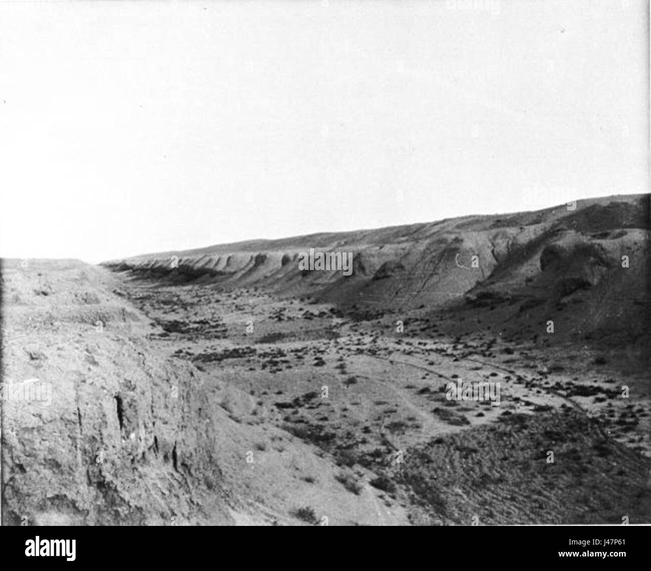 The Nahrawan Canal is an ancient irrigation canal located in Iraq ...