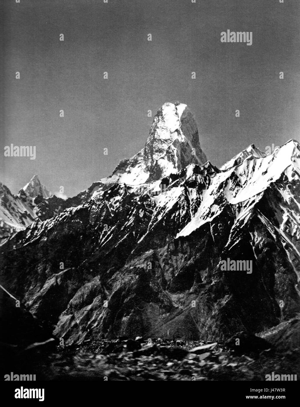 Muztagh tower hi-res stock photography and images - Alamy