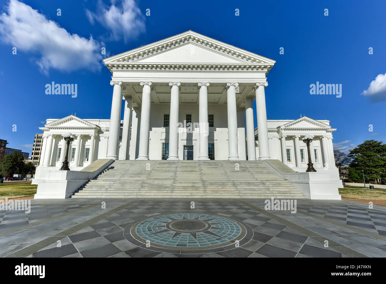 The Virginia State Capitol, designed by Thomas Jefferson who was ...