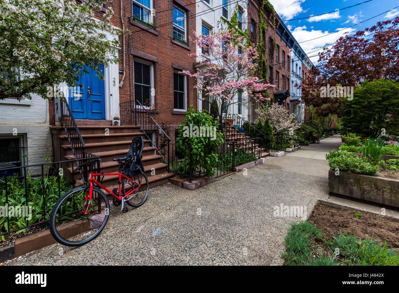 Historic District of Court Street in Wooster Square in New Haven ...