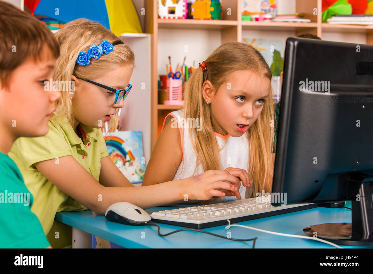 Video games school classroom hi-res stock photography and images - Alamy