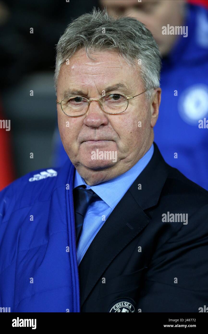 England football manager hi-res stock photography and images - Alamy