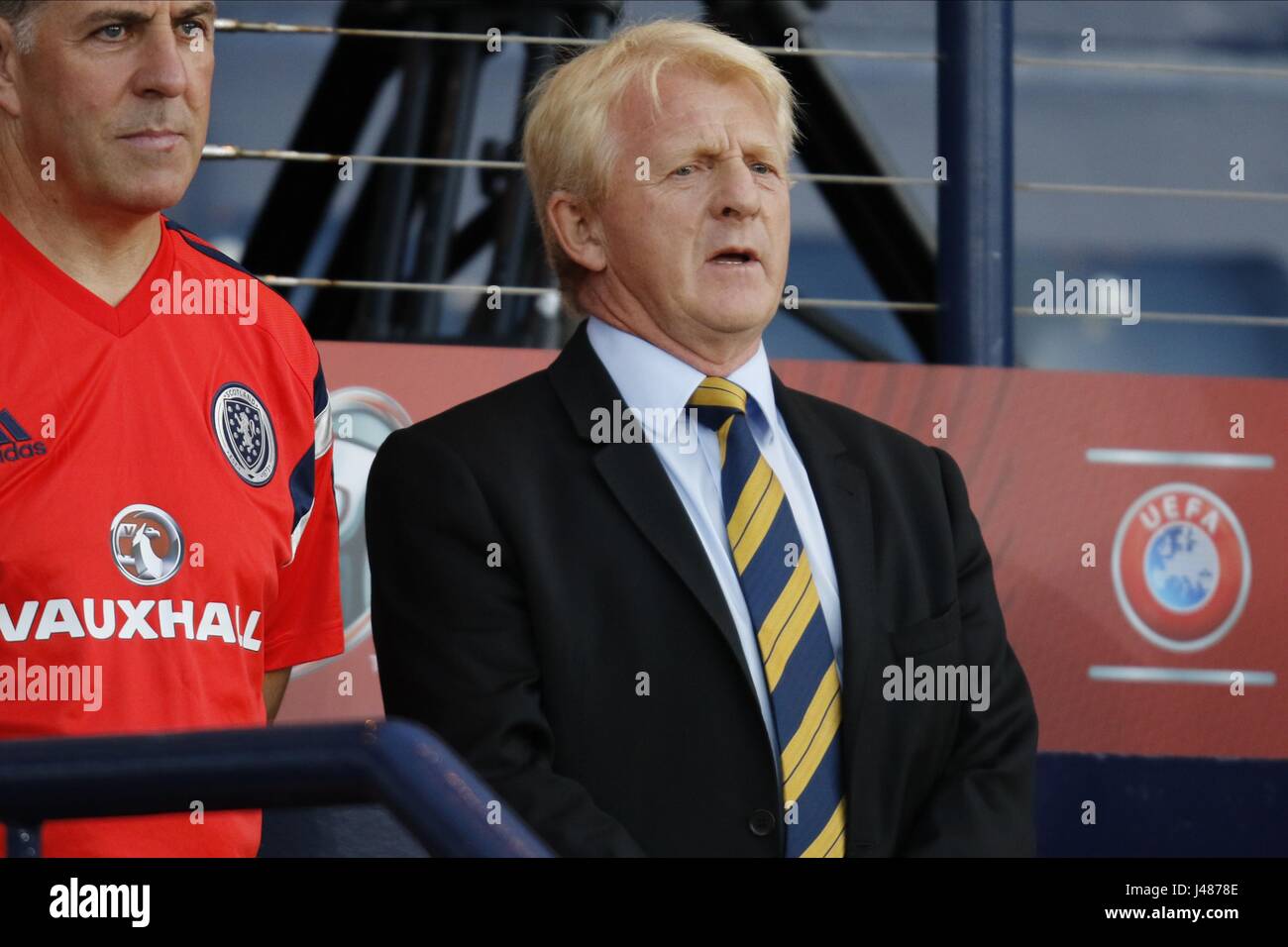 Gordon strachan scotland germany hi-res stock photography and images ...